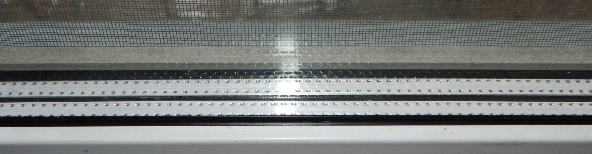 Sealed units - Domestic - Markets : Dellner Glass Solutions - Security ...